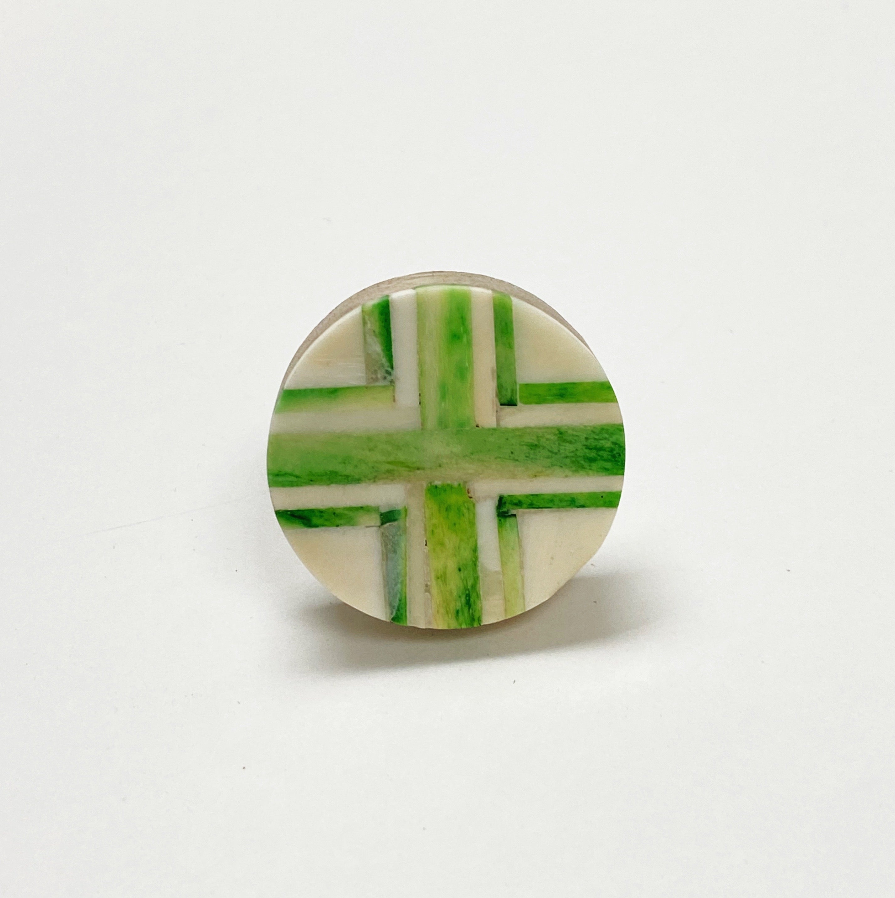 Bone Horn and Wood "Green Pea" Round Cabinet Drawer Knobs – Purdy Hardware